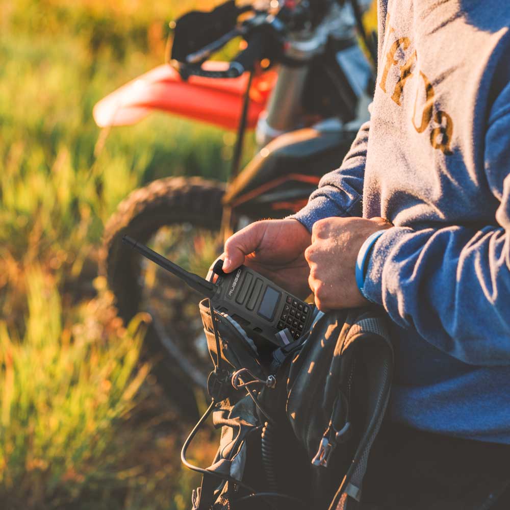 MOTO MAX Complete Motorcycle Communication Kit with Heavy-Duty OFFROAD ...